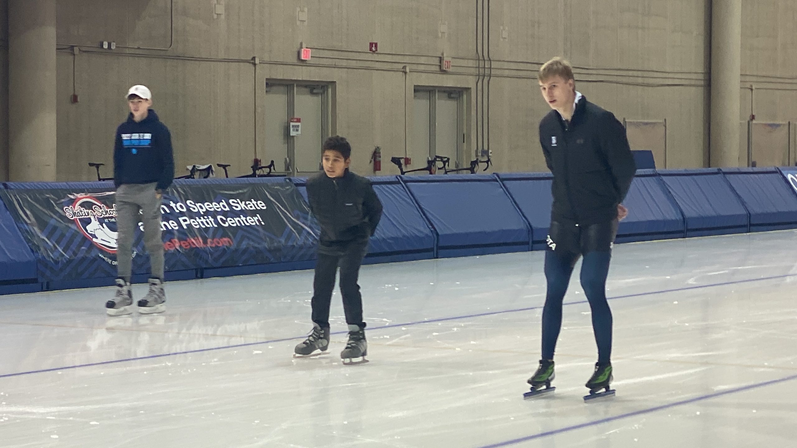 VIDEO | Remember 'Skate with an Olympian' & Jordan Stolz at the Pettit ...