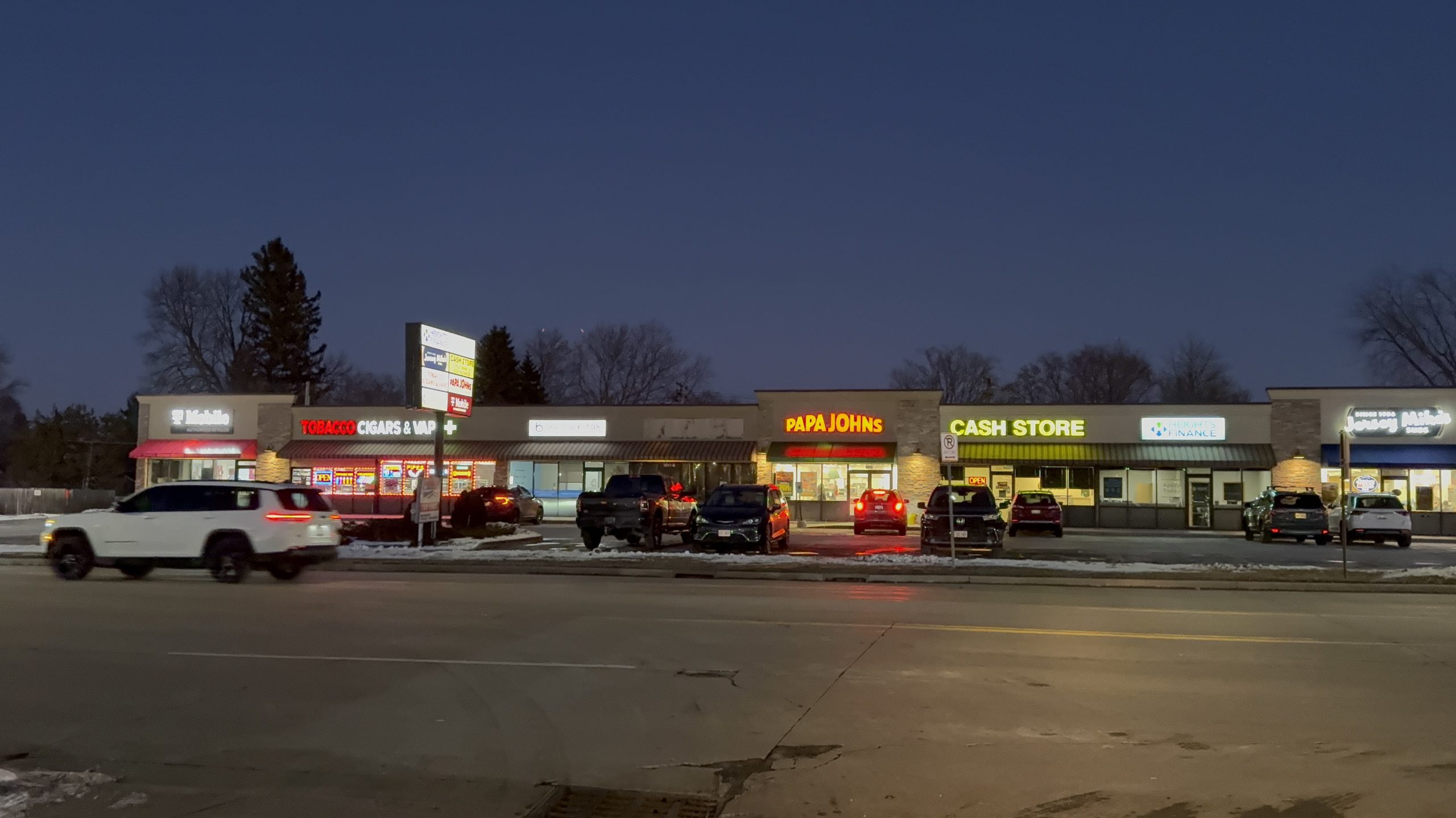 REAL ESTATE | New fast-food restaurant opening on S. Main Street in ...
