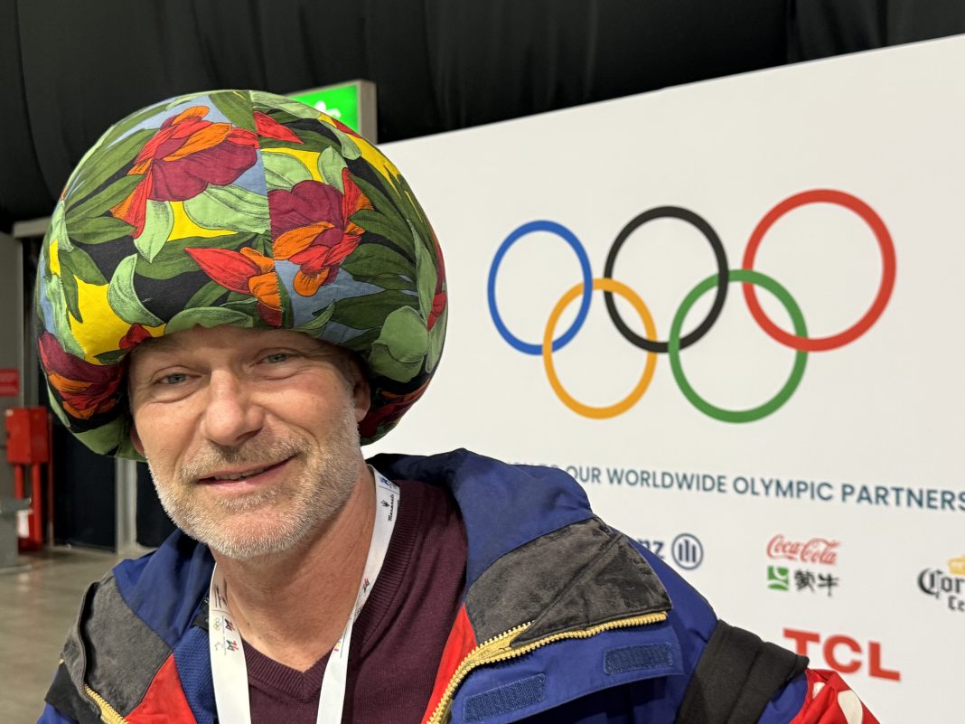 VIDEO | Coach Bob Corby strategy on 2nd Olympic gold for Jordan Stolz