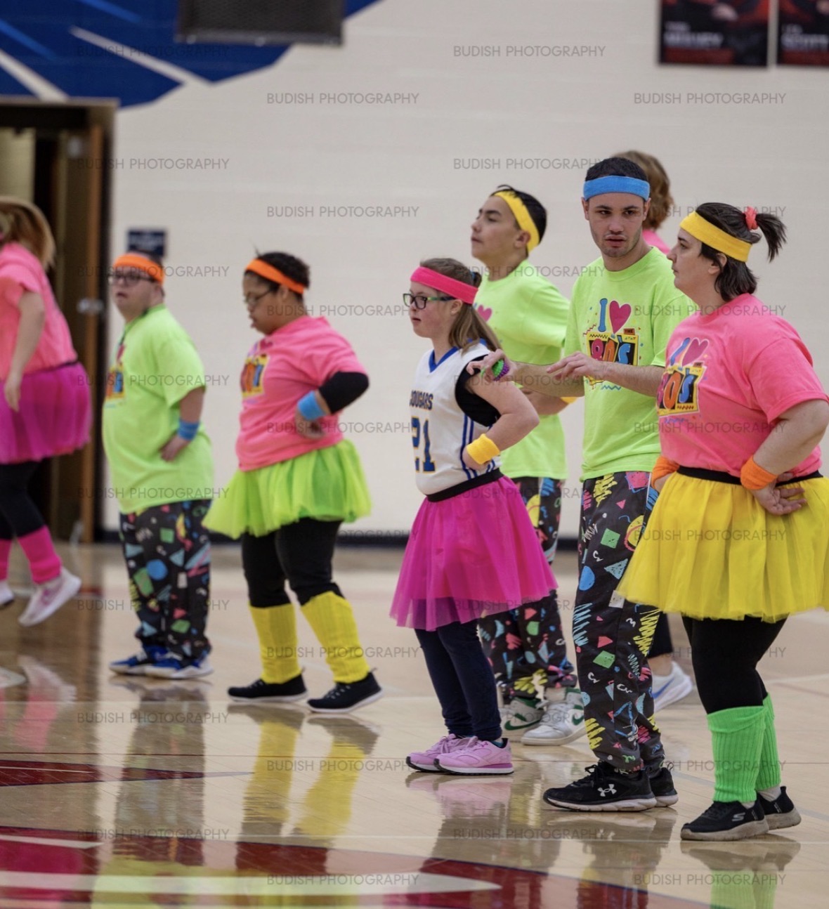 Shining Stars Dance Team preps for Prom - Washington County Insider